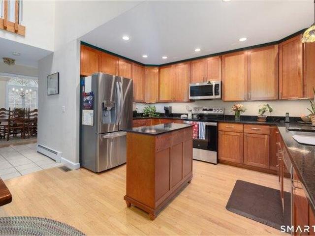 house with 4 bedroom, East Haddam CT ES105123103