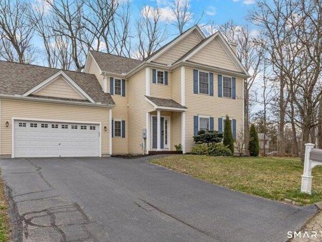 house with 4 bedroom, East Hampton CT DS102217577