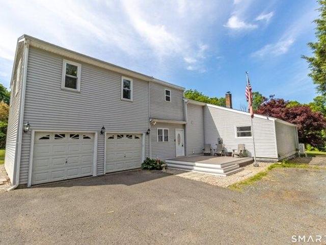 house with 4 bedroom, East Hampton CT DS104152513