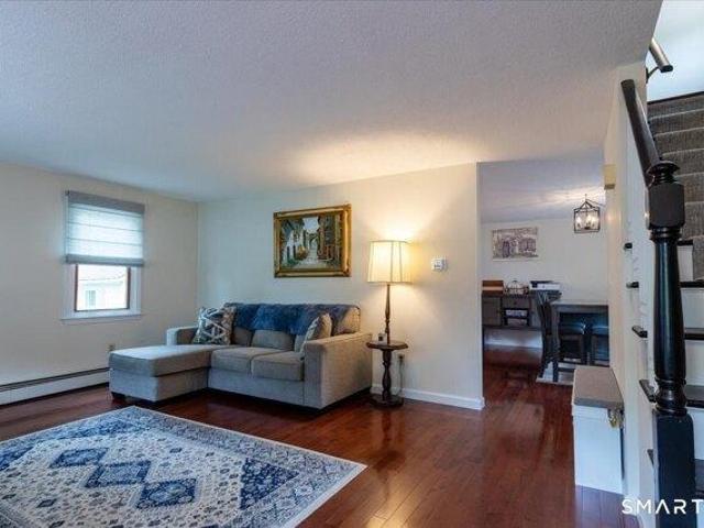 house with 4 bedroom, East Hampton CT ES103099449