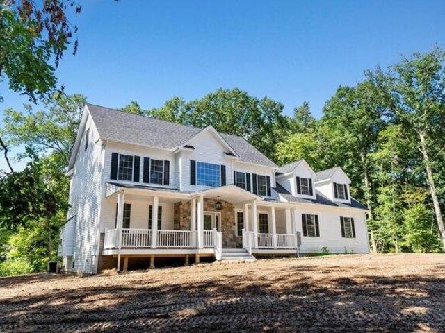 house with 4 bedroom, East Hampton CT ES103188262