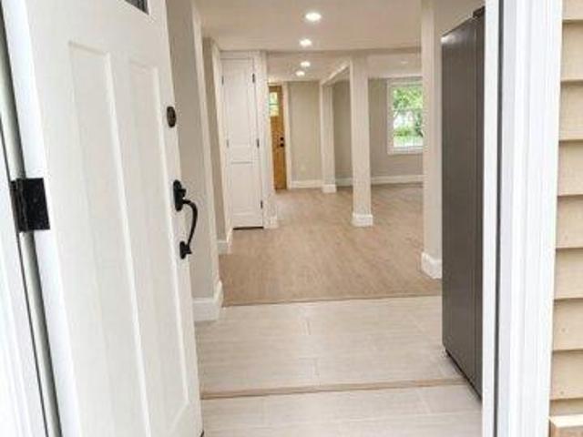 house with 4 bedroom, East Hampton CT ES104920091
