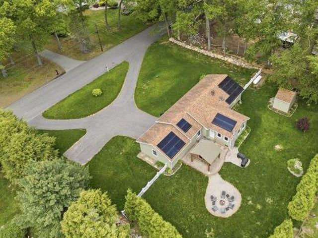 house with 4 bedroom, East Hampton CT ES104075991
