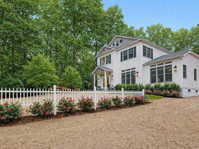 house with 4 bedroom, East Hampton NY DS103619939