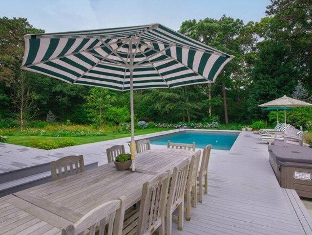 house with 4 bedroom, East Hampton NY DS103623249