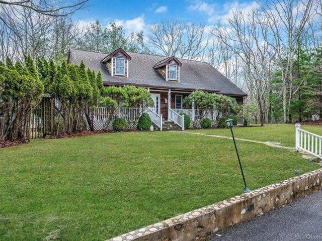 house with 4 bedroom, East Hampton NY DS103627131