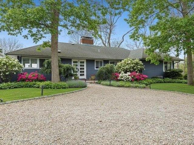 house with 4 bedroom, East Hampton NY ES103625224