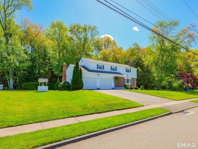 house with 4 bedroom, East Hartford CT DLS103127421