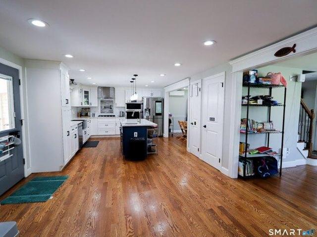 house with 4 bedroom, East Hartford CT ES103600496