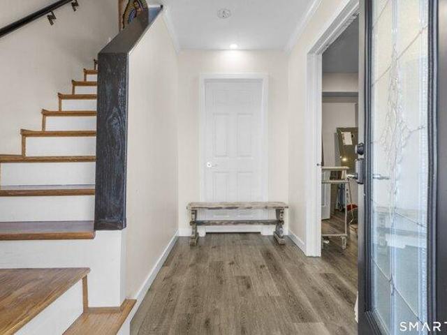 house with 4 bedroom, East Haven CT DLS101630067