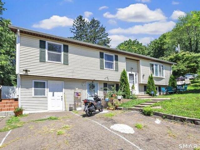 house with 4 bedroom, East Haven CT ES104480985