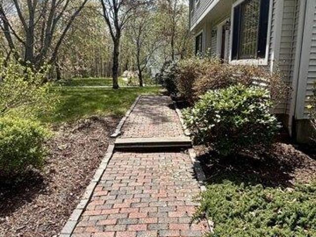 house with 4 bedroom, East Lyme CT DLS102594979