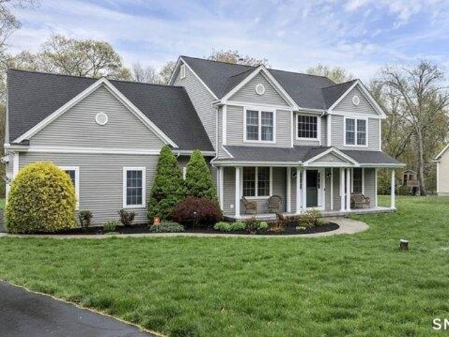 house with 4 bedroom, East Lyme CT DS102584846
