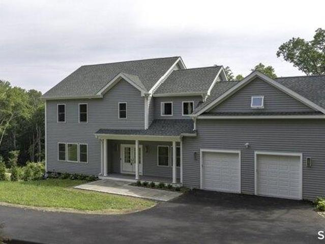 house with 4 bedroom, East Lyme CT DS104444993