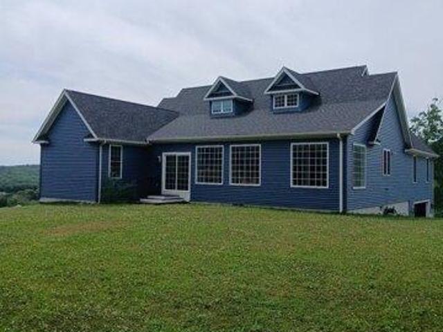 house with 4 bedroom, East Lyme CT DS104116677