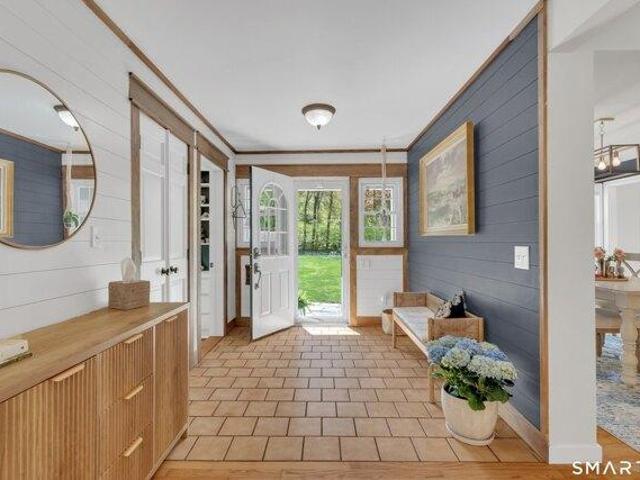 house with 4 bedroom, East Lyme CT ES103189244
