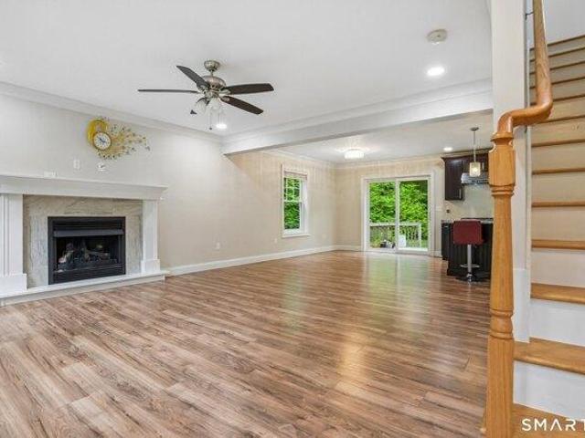 house with 4 bedroom, East Lyme CT ES104479229