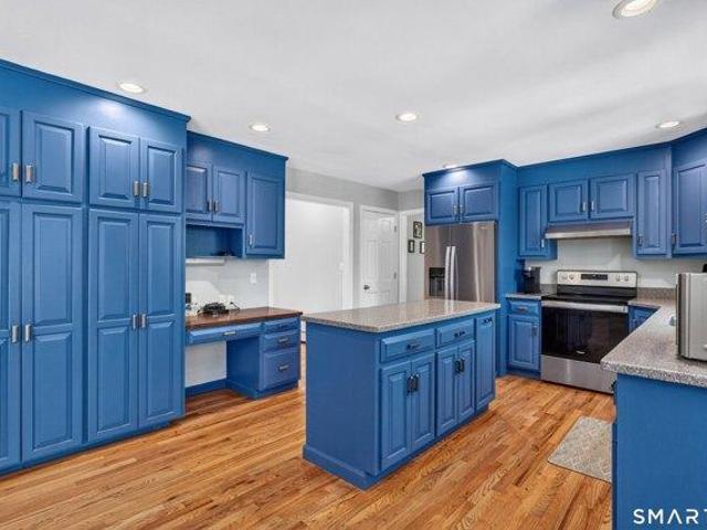 house with 4 bedroom, East Lyme CT ES104539611