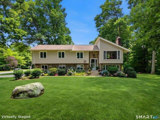 house with 4 bedroom, East Lyme CT ES104790741