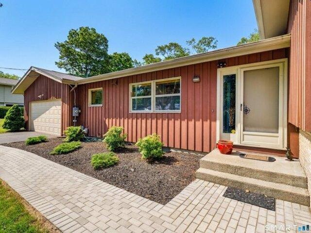 house with 4 bedroom, East Lyme CT ES104849498