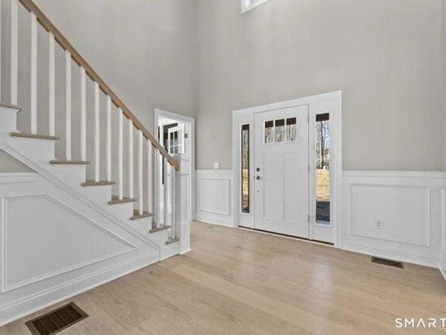 house with 4 bedroom, East Lyme CT ES105127096