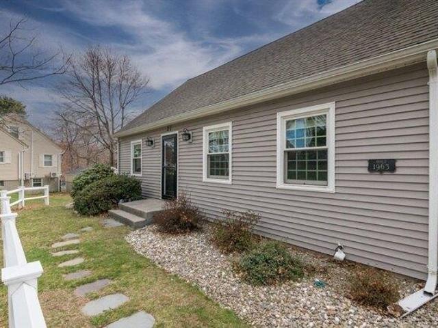 house with 4 bedroom, East Longmeadow MA ES102922612