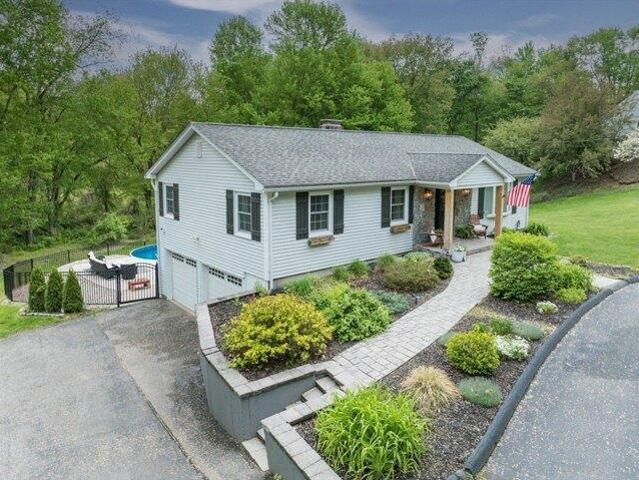 house with 4 bedroom, East Longmeadow MA ES102922804