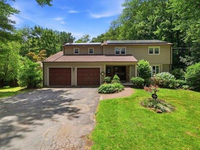 house with 4 bedroom, East Longmeadow MA ES103494646