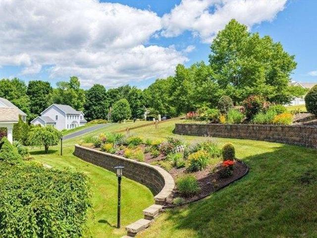 house with 4 bedroom, East Longmeadow MA ES104351261