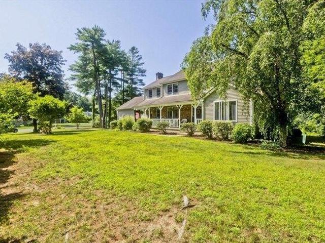 house with 4 bedroom, East Longmeadow MA ES105095413
