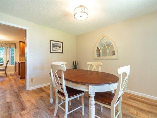 house with 4 bedroom, East Longmeadow MA ES105159173