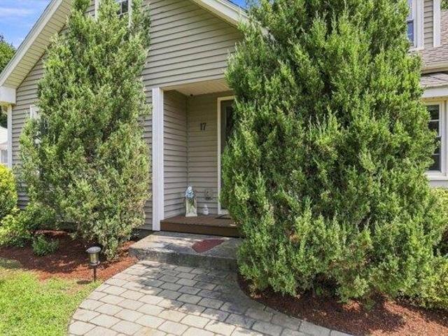 house with 4 bedroom, East Longmeadow MA ES105190927
