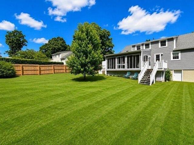 house with 4 bedroom, East Longmeadow MA ES105232409