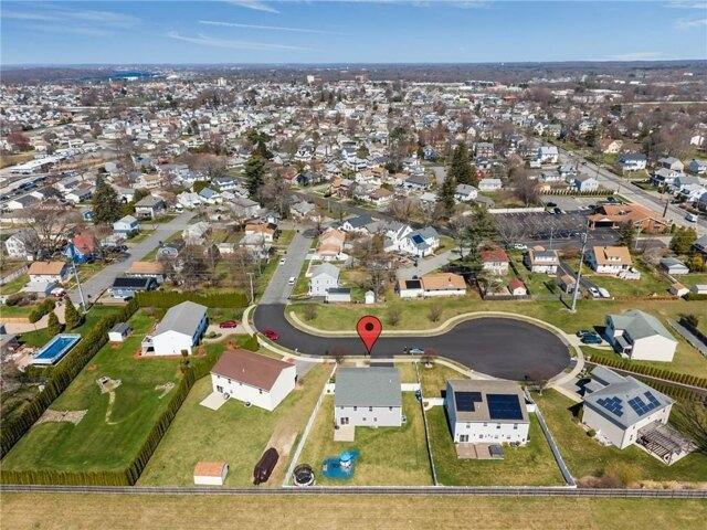 house with 4 bedroom, East Providence RI DLS102777522