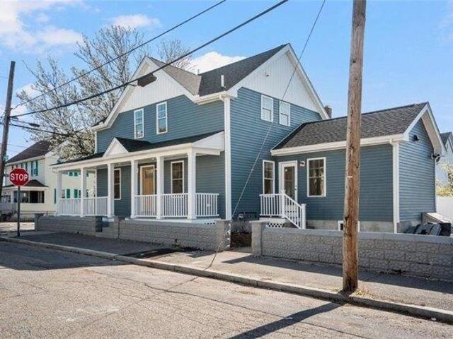 house with 4 bedroom, East Providence RI DLS102801207