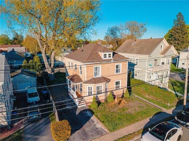 house with 4 bedroom, East Providence RI DLS103098497