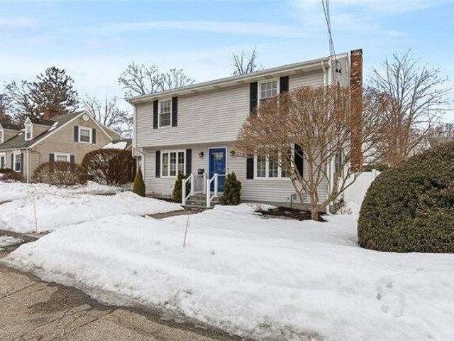 house with 4 bedroom, East Providence RI DLS103098757