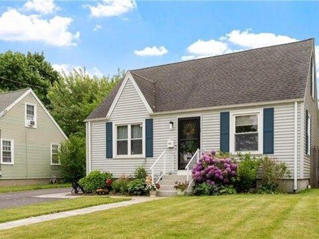 house with 4 bedroom, East Providence RI DLS103124478