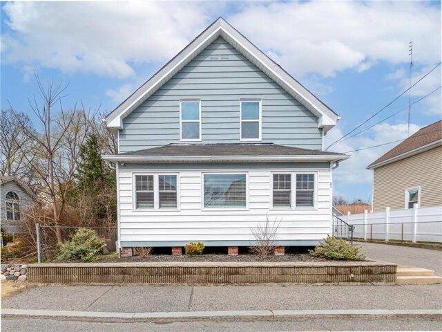 house with 4 bedroom, East Providence RI DS101704980