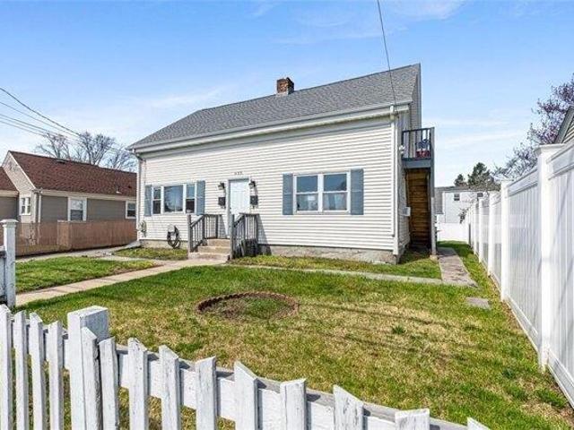house with 4 bedroom, East Providence RI DS102214100