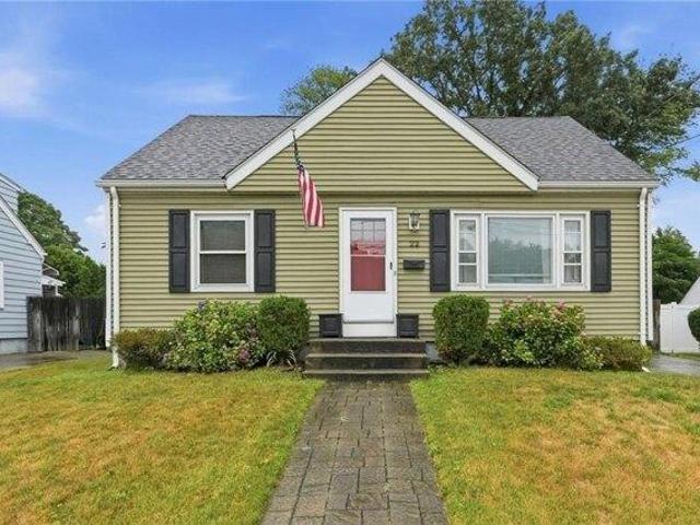 house with 4 bedroom, East Providence RI DS104011612