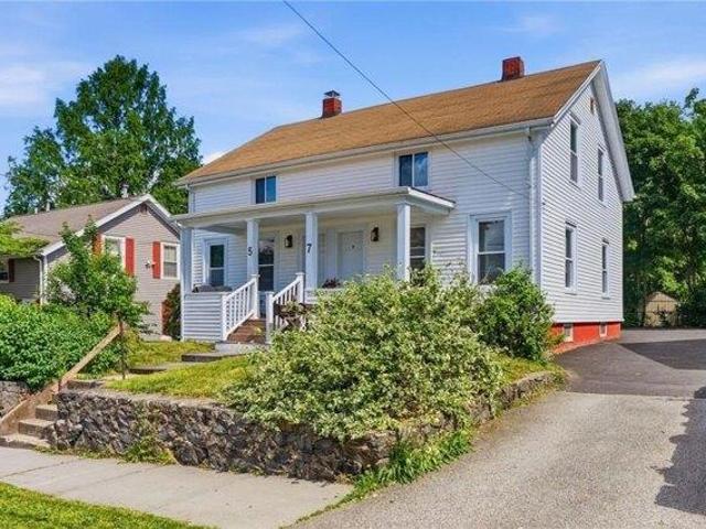 house with 4 bedroom, East Providence RI DS104235395