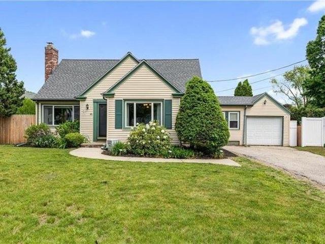 house with 4 bedroom, East Providence RI ES103249941
