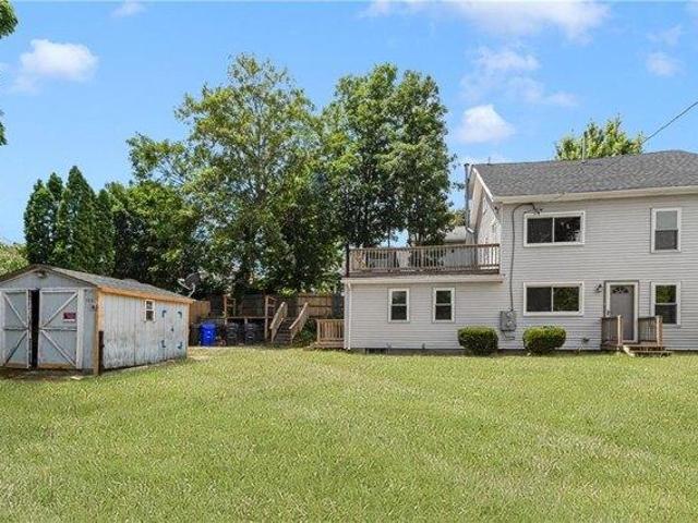 house with 4 bedroom, East Providence RI ES104351964