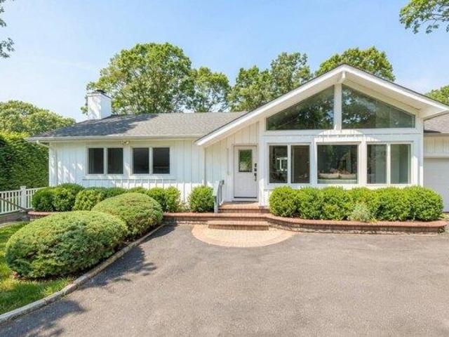 house with 4 bedroom, East Quogue NY ES104898989