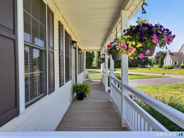 house with 4 bedroom, East Windsor CT ES103968804