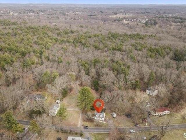 house with 4 bedroom, East Windsor CT ES105142337