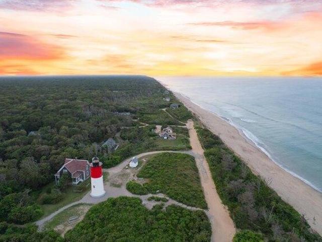 house with 4 bedroom, Eastham MA ES104649739