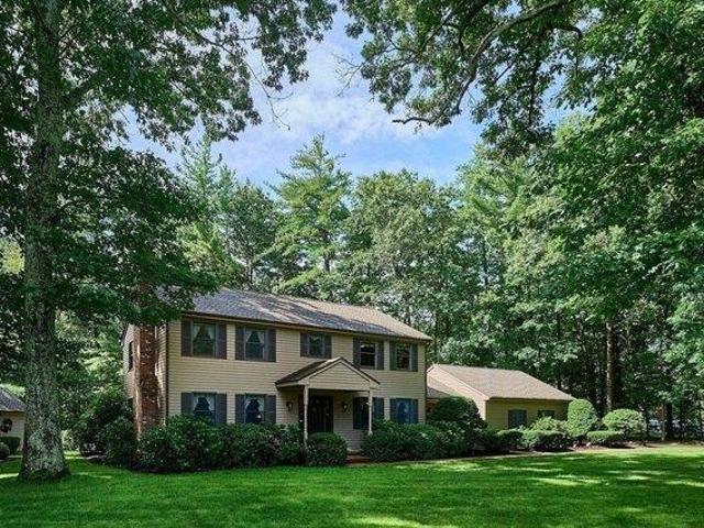 house with 4 bedroom, Easthampton MA DLS101575199