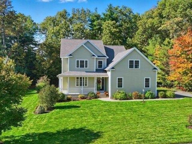 house with 4 bedroom, Easthampton MA DS102409203